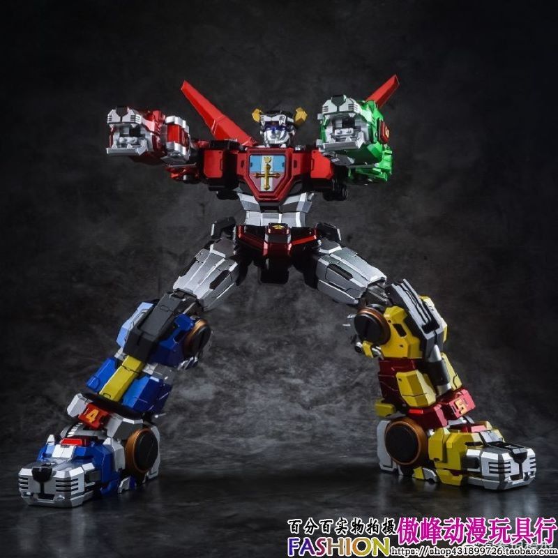 Metal Build Voltron by Titan Model - metallic coating, cannot transform ...