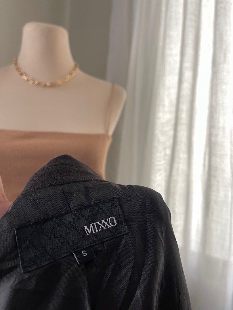 Mixxo Blazer (Korean Brand), Women's Fashion, Coats, Jackets and Outerwear on Carousell