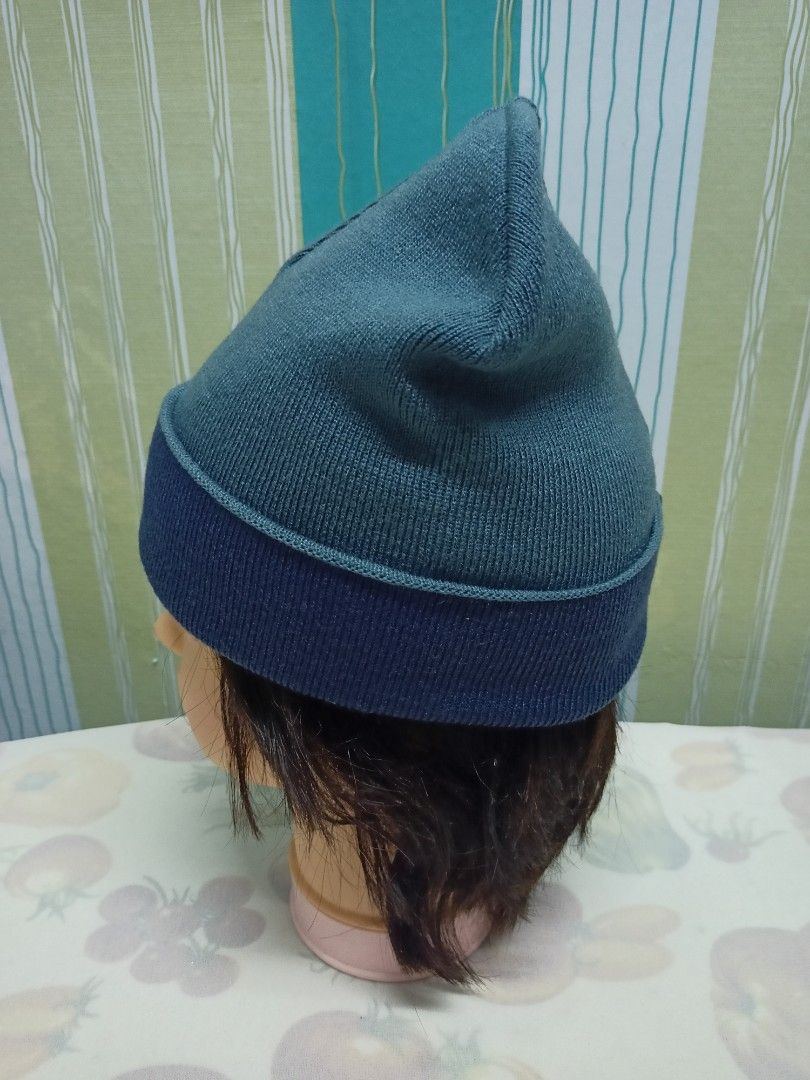 Nike snowcap new reverseble, Men's Fashion, Watches & Accessories, Cap ...