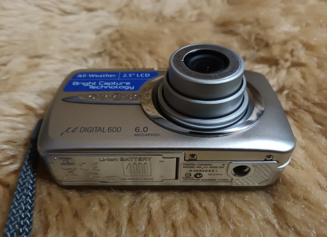 Olympus MJU Digital 600 Camera, Photography, Cameras on Carousell