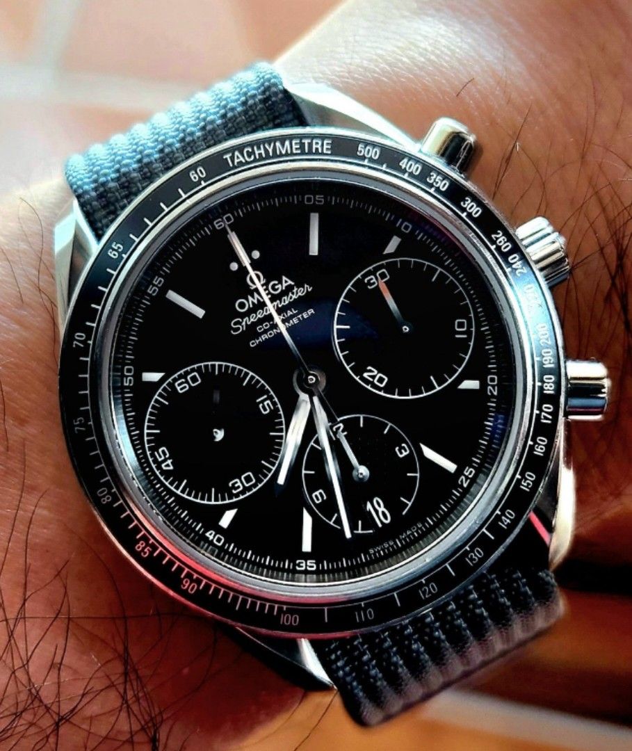 Omega Speedmaster Racing 40 mm, Luxury, Watches on Carousell