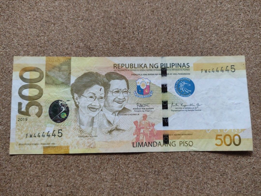 Philippine Banknote | Semi-solid serial 500 Piso, Hobbies & Toys ...