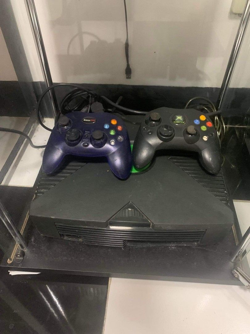 RARE Microsoft Original XBox black console, Video Gaming, Video Game ...