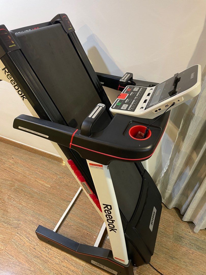 Reebok Treadmill Jet100, Sports Equipment, Exercise & Fitness, Cardio ...