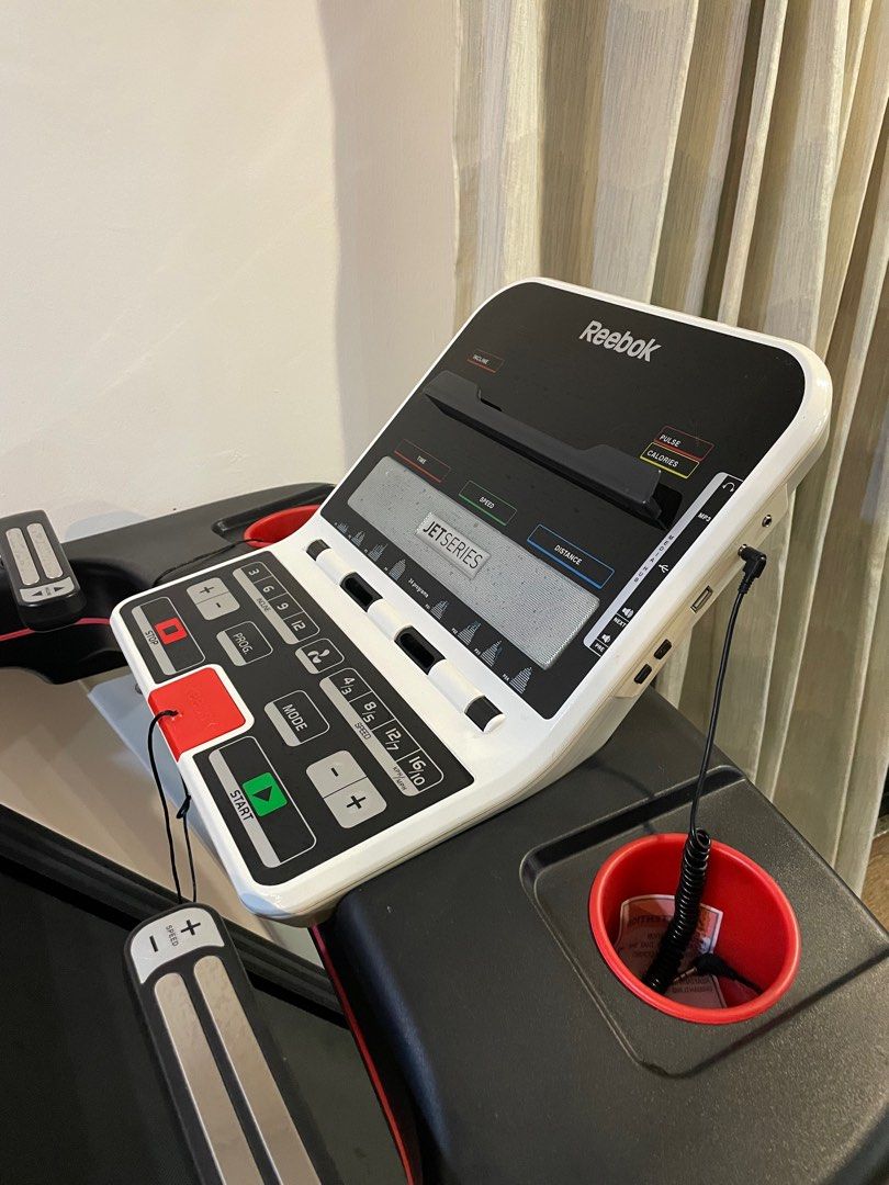 Reebok Treadmill Jet100, Sports Equipment, Exercise & Fitness, Cardio ...