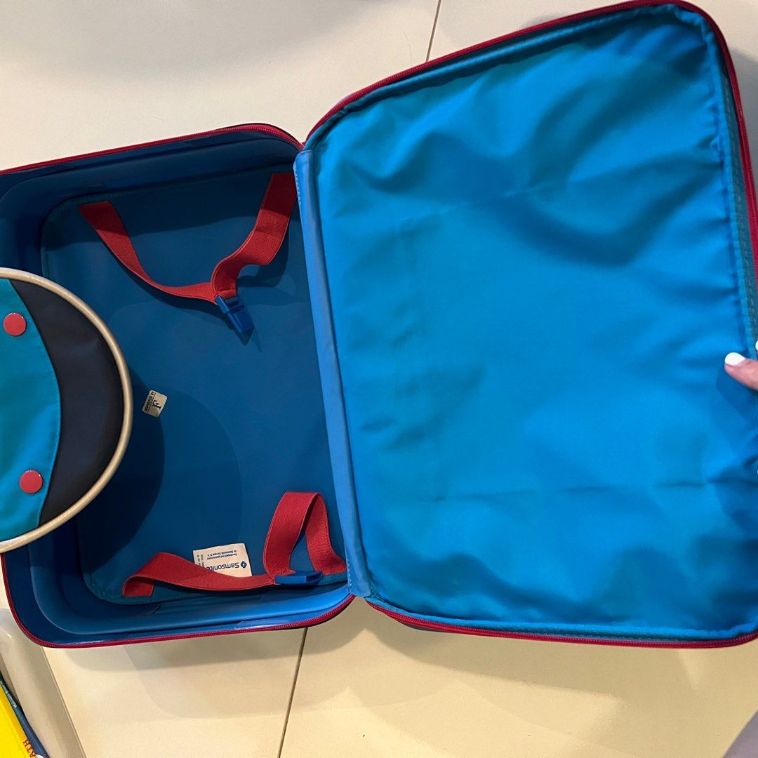 Samsonite 'Sammies' kids luggage, Hobbies & Toys, Travel, Luggage on ...