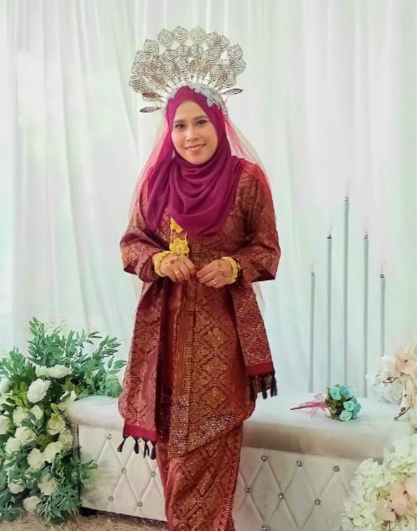 Sewa Baju Pengantin Songket | Sewa Baju Kebaya Pengantin | Kebaya ...
