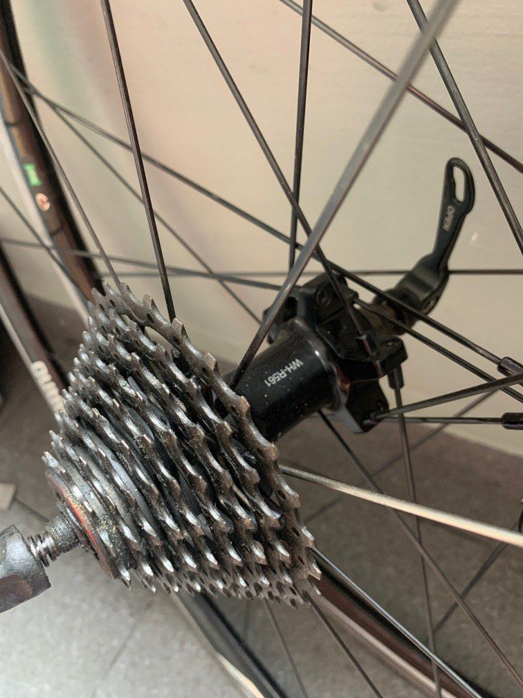 Shimano 700c WH-R561 wheelset 9spd cassette, Sports Equipment, Bicycles ...
