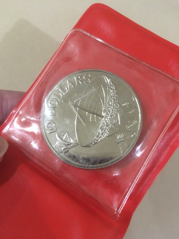 Singapore Old $10 Coin Satellite 1980, Hobbies & Toys, Memorabilia ...