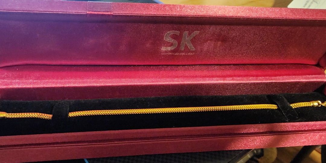 Sk gold bercelet, Women's Fashion, Jewelry & Organisers, Bracelets on Carousell