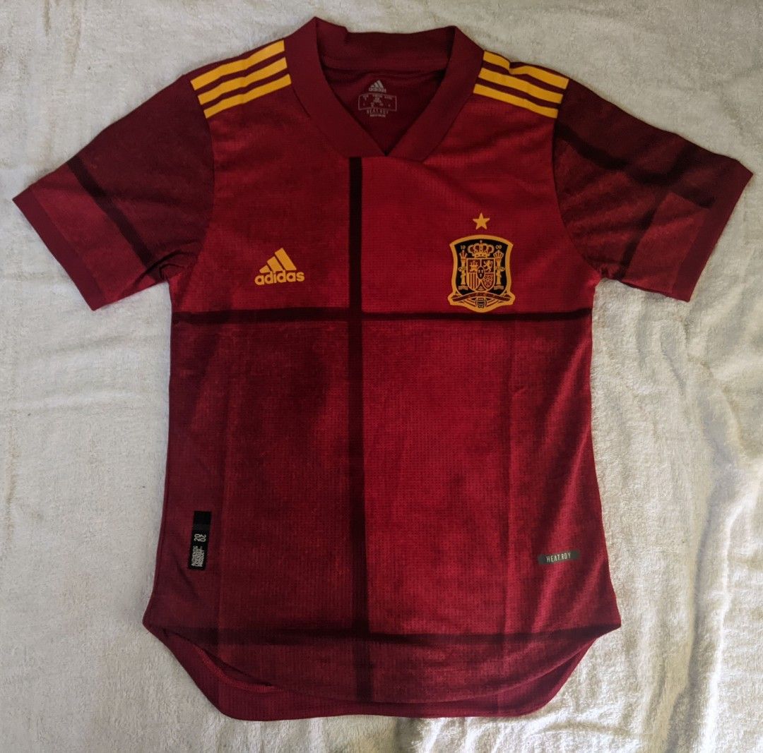 Spain EURO 2020 Home Kit, Men's Fashion, Activewear on Carousell