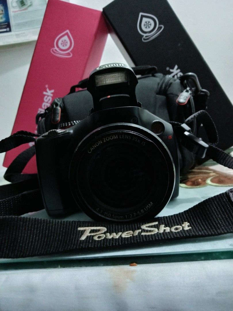 SX30 IS CANNON CAM, Photography, Cameras on Carousell