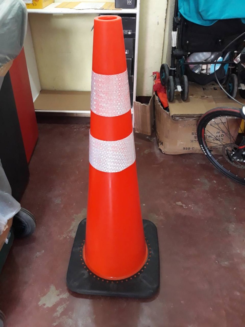 Traffic cone, Commercial & Industrial, Construction & Building ...