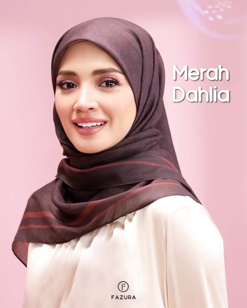 Tudung Fazura "CHERITERA PINK LABEL" Exclusive Collection 4, Women's Fashion, Muslimah Fashion ...
