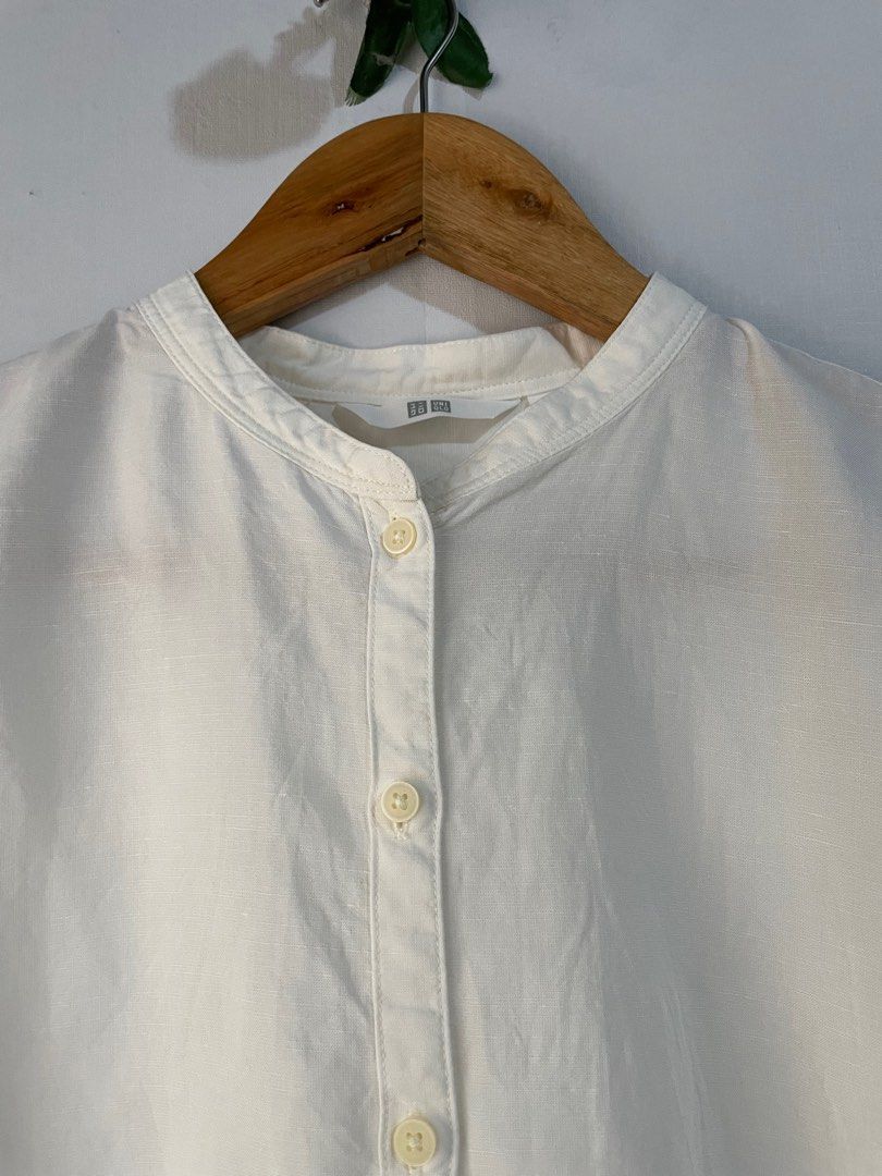 Uniqlo off white linen boxy top, Women's Fashion, Tops, Blouses on ...