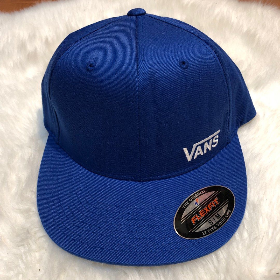 Vans flexfit round cap, Men's Fashion, Watches & Accessories, Caps ...