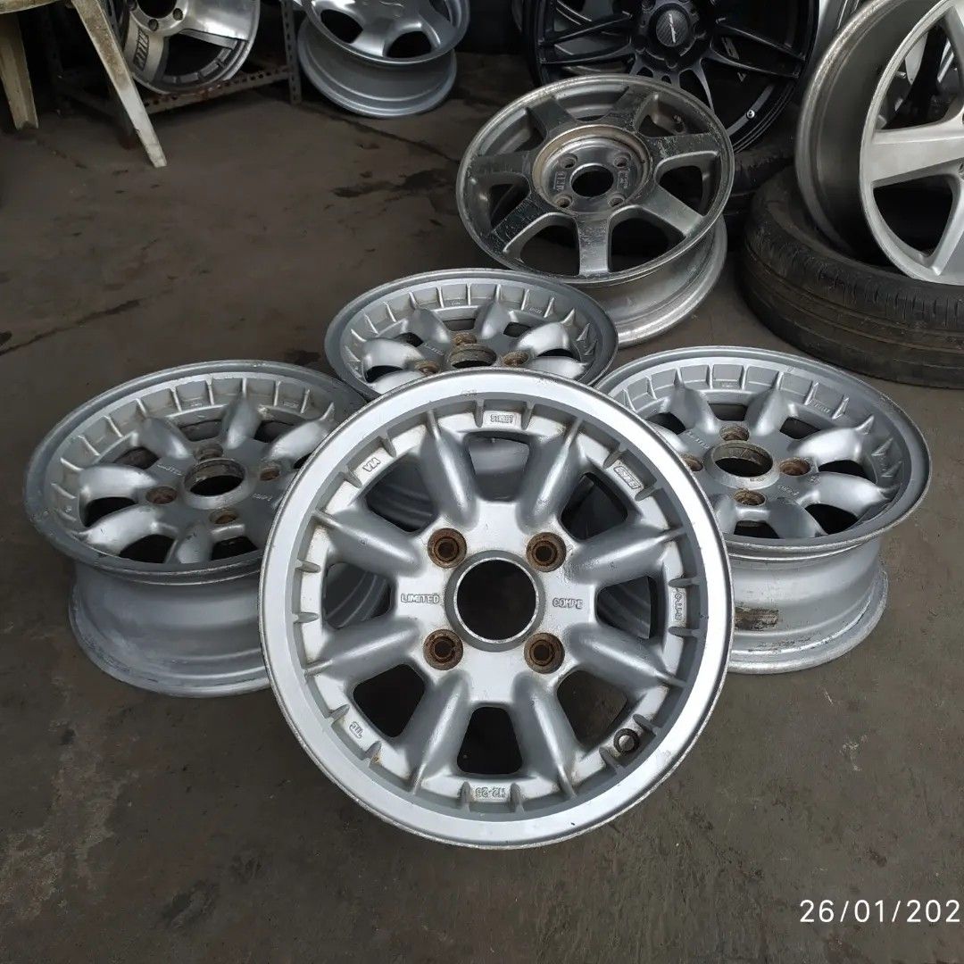 Velg Mobil retro original enkei compe limited, Aksesoris Mobil di Carousell