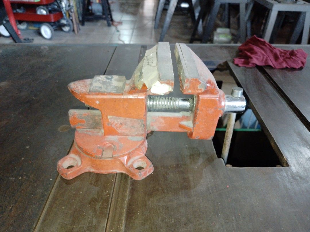 Vises and clamps, Commercial & Industrial, Construction Tools ...