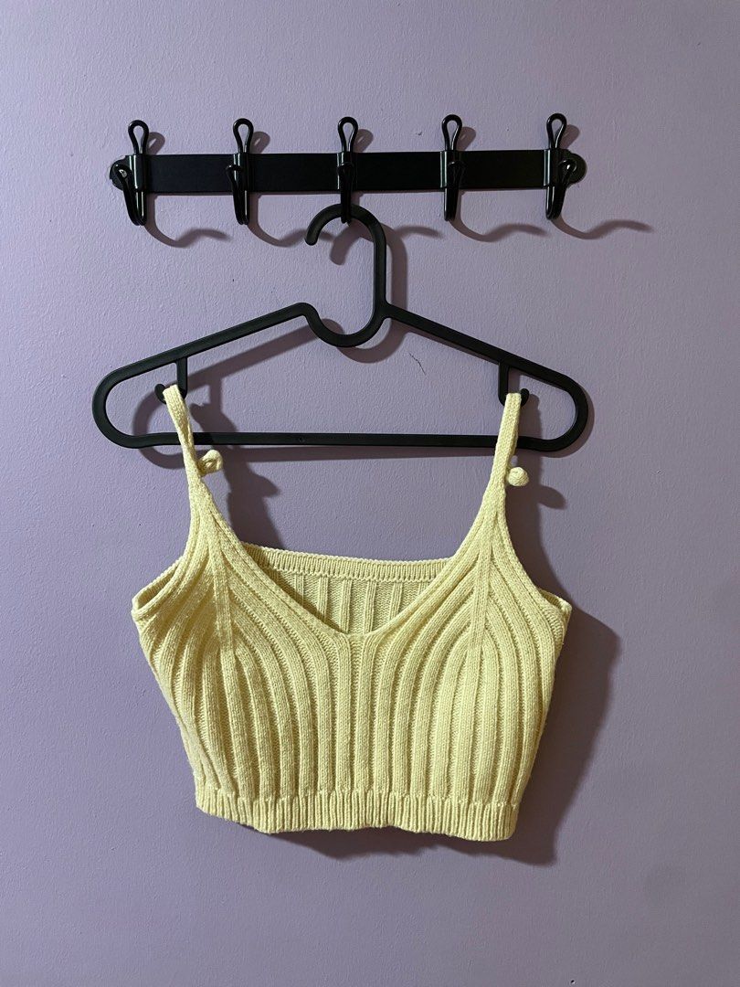 V-Line Top, Women's Fashion, Muslimah Fashion, Tops on Carousell