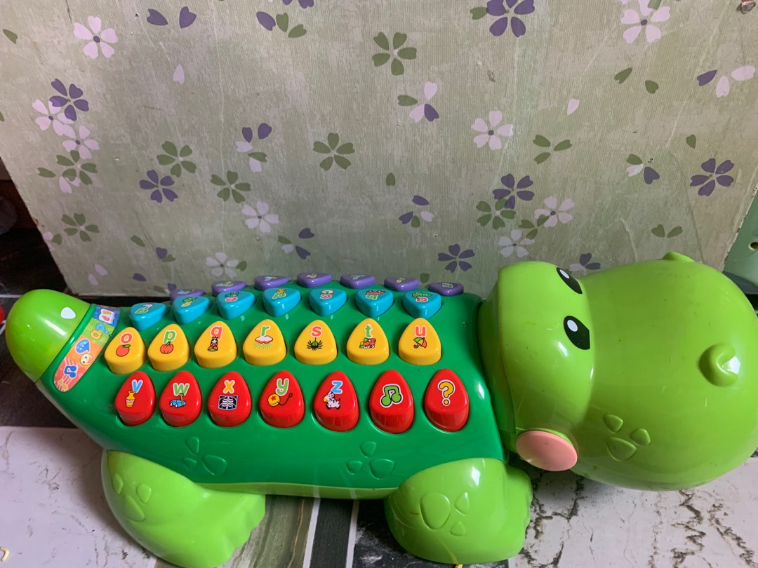 VTech Pull & Learn Alligator, Hobbies & Toys, Toys & Games on Carousell
