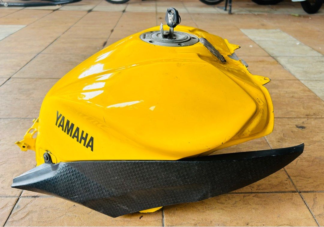 Yamaha r6 fuel tank, Motorbikes on Carousell