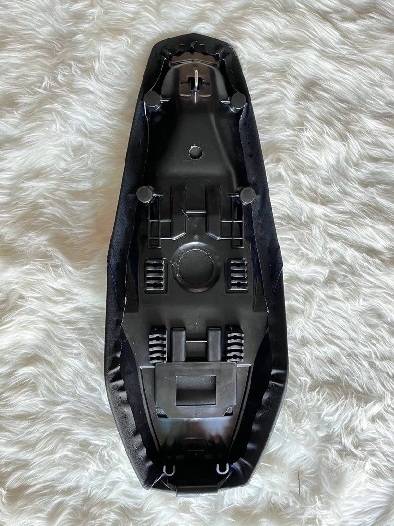 Yamaha sniper racing seat. Custom blue Ranger embroidery, Motorcycles ...