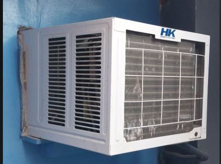 1HP HK Window type Aircon For Sale (with remote), TV & Home Appliances ...