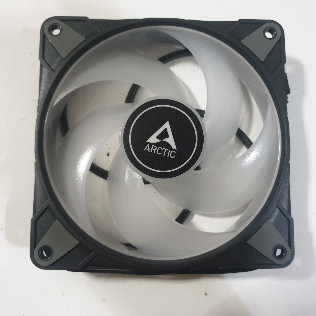 5 pcs Cooling Fan BRAND NEW or USED Arctic P12 ARGB 0db Black ...