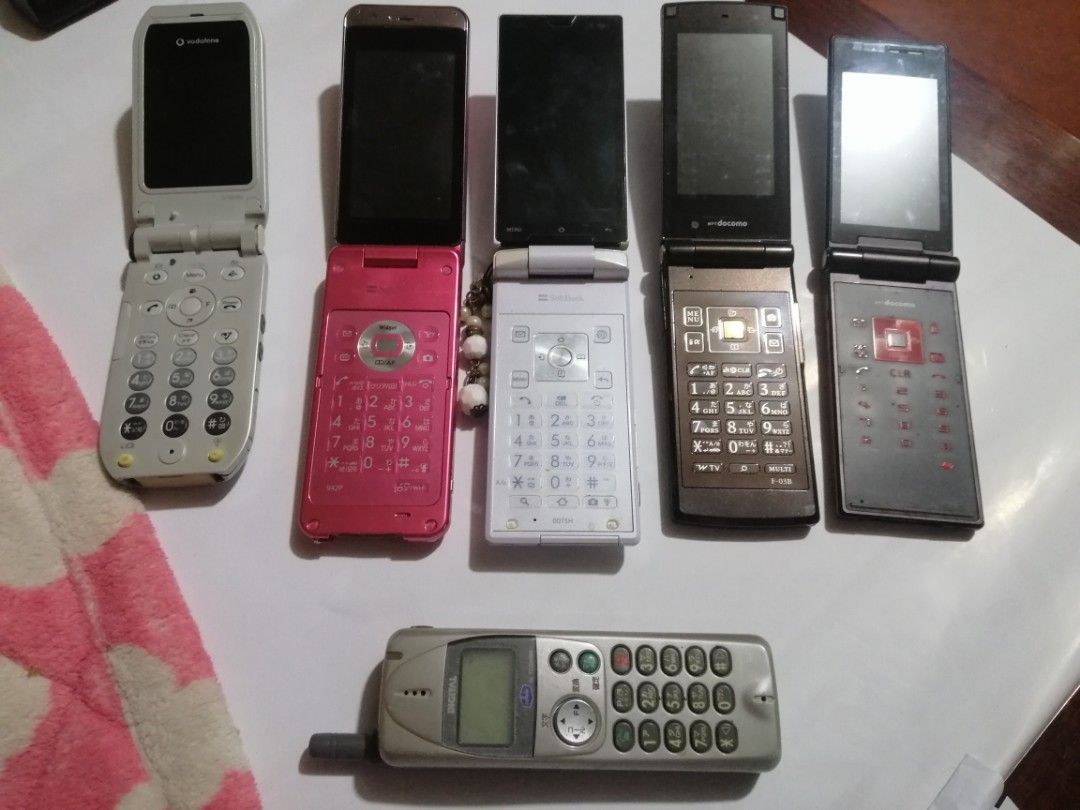 6pcs Old Model Cellphones, Mobile Phones & Gadgets, Mobile Phones ...