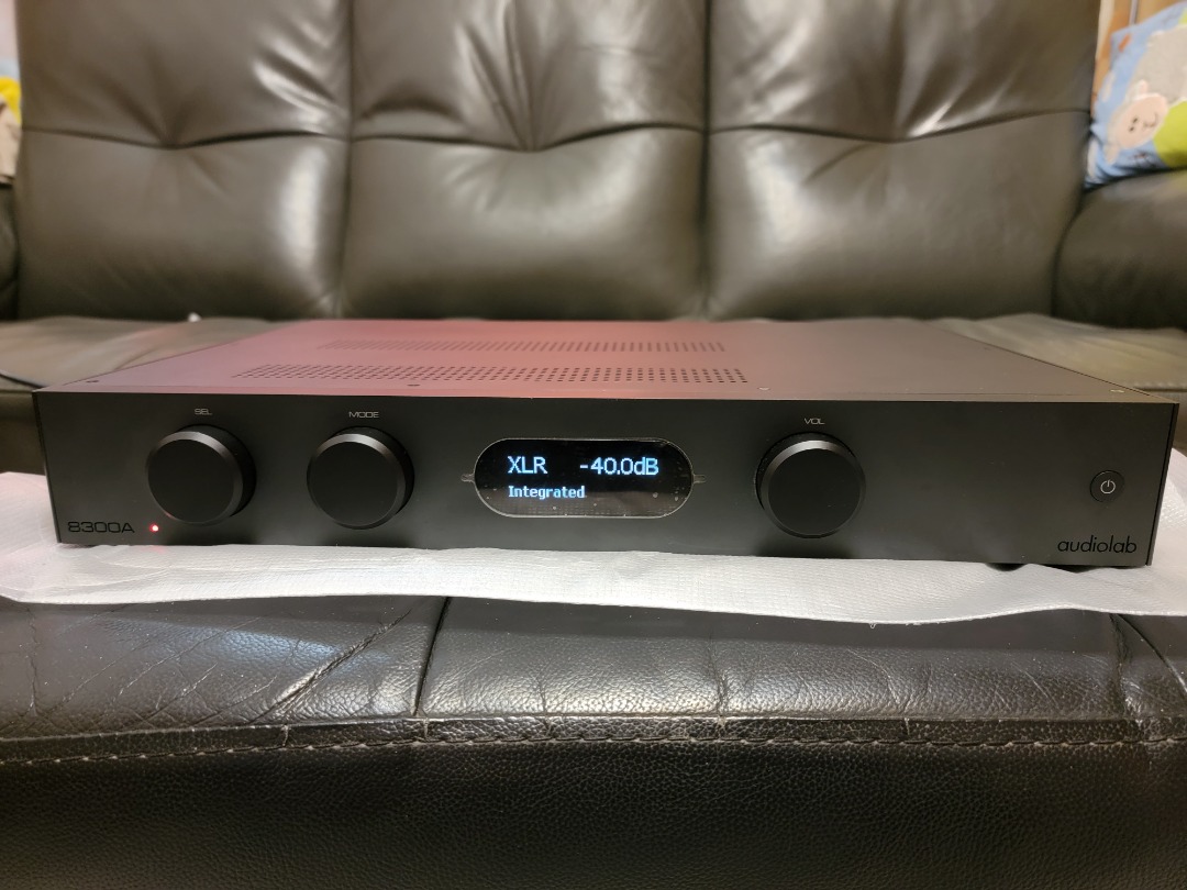 Audiolab 8300A 合併擴音機 Integrated Amplifier, 音響器材, 其他音響配件及設備 - Carousell
