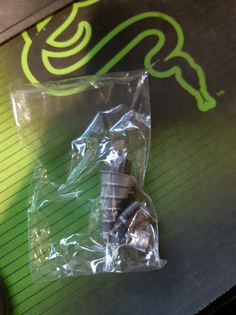 Badcube OTS-02 Brawny (Not Transformers Masterpiece MP Brawn), Hobbies ...