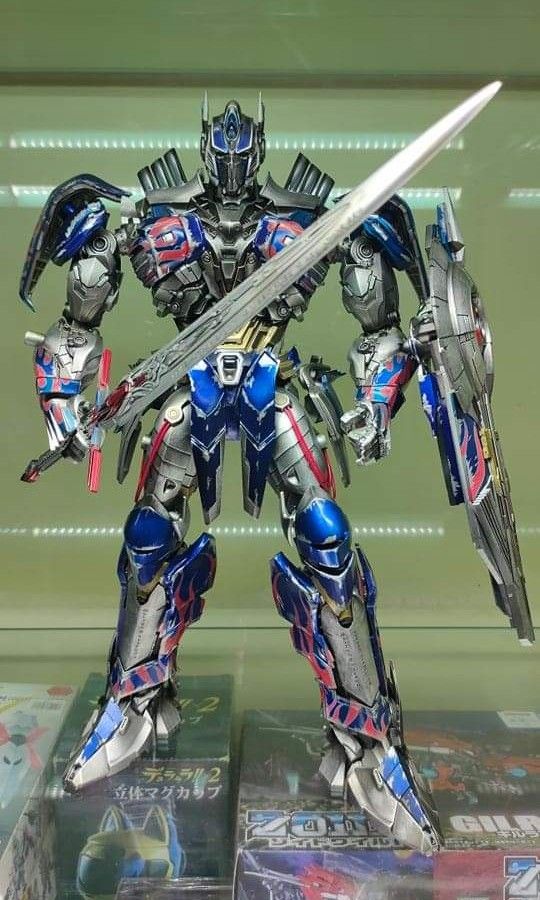 BIB Comicave AOE Optimus Prime, Hobbies & Toys, Toys & Games on Carousell