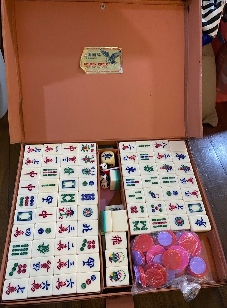 Complete Mahjong set with chips, Hobbies & Toys, Toys & Games on Carousell