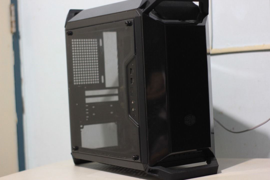 Cooler Master Q300P RGB mATX mini Towe Case, Computers & Tech, Parts ...