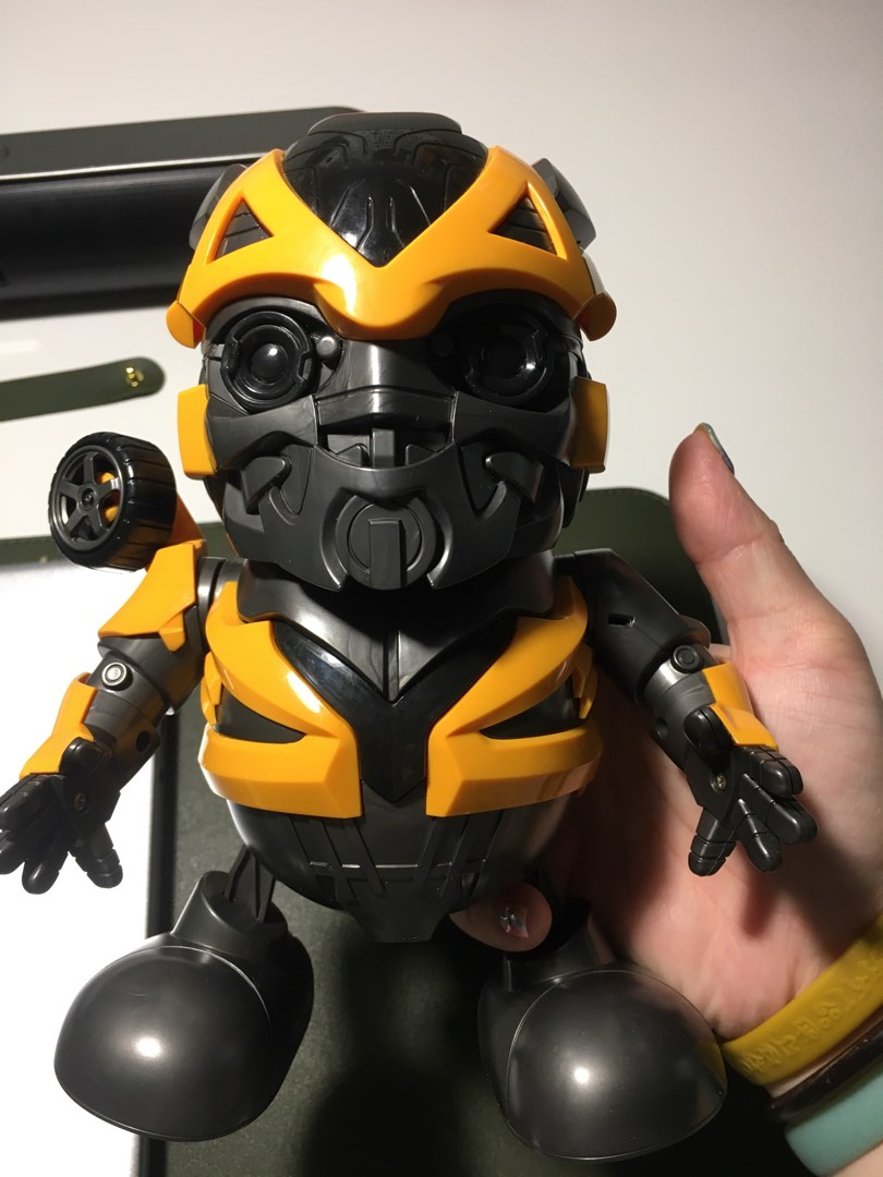 Dancing bumblebee, Hobbies & Toys, Toys & Games on Carousell