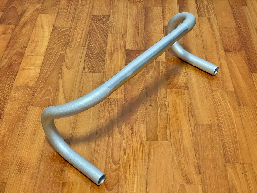 Deda Speciale 26 Silver Handlebar, Sports Equipment, Bicycles & Parts ...