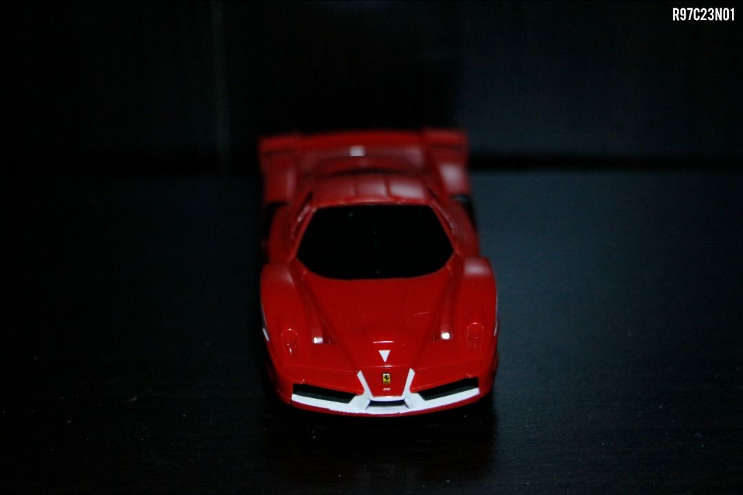 Ferrari FXX Evoluzione (2006 Shell-Ferrari-Hot Wheels Promo 1:38 Scale ...