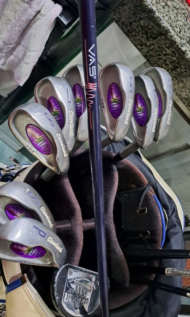 Golf set cleveland VAS 792, Sports Equipment, Sports & Games, Golf on Carousell