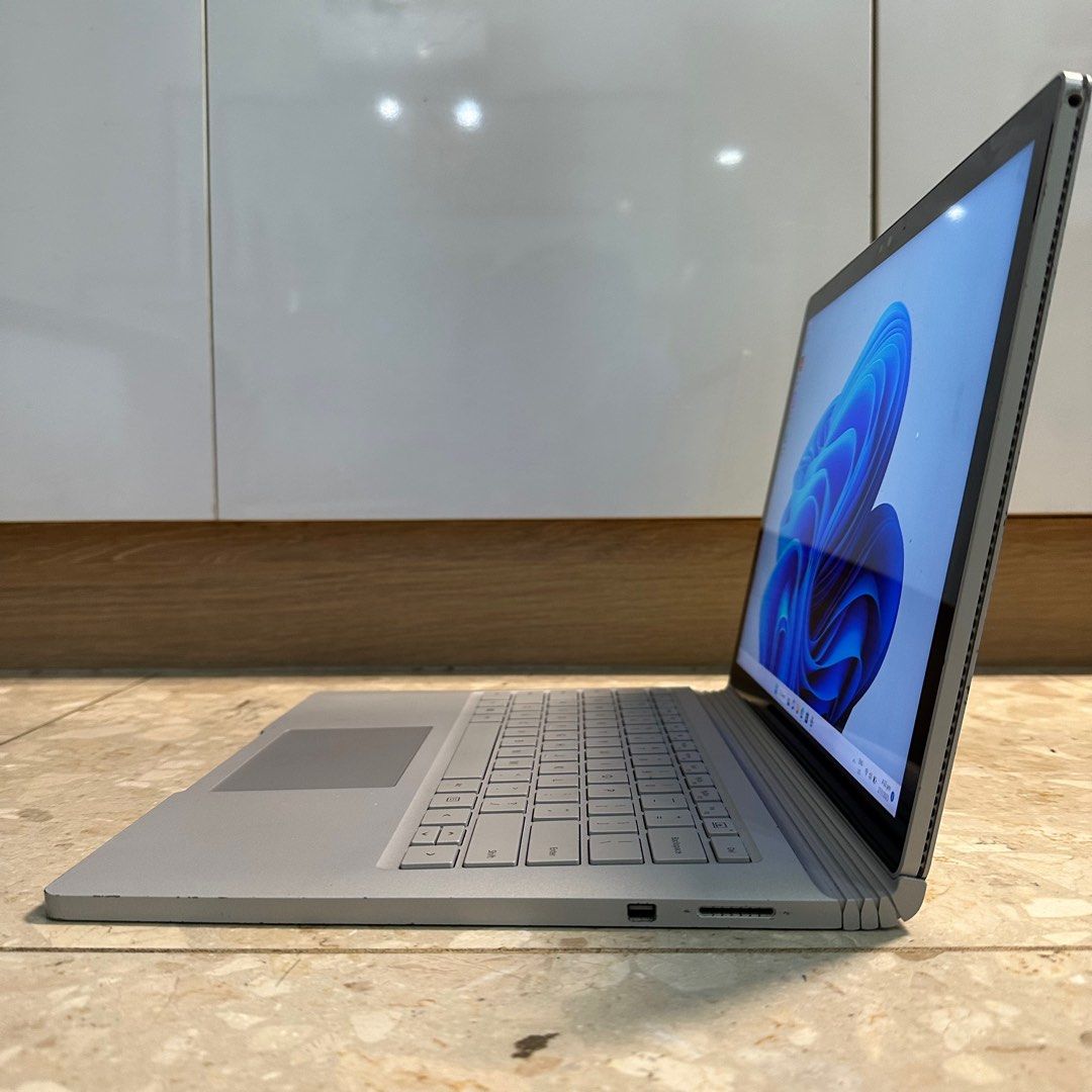 High-Spec Microsoft Surface Book Gaming 2-in-1 w/ Stylus|GTX 965M 2GB|13.5 Inch High-Res 3K ...