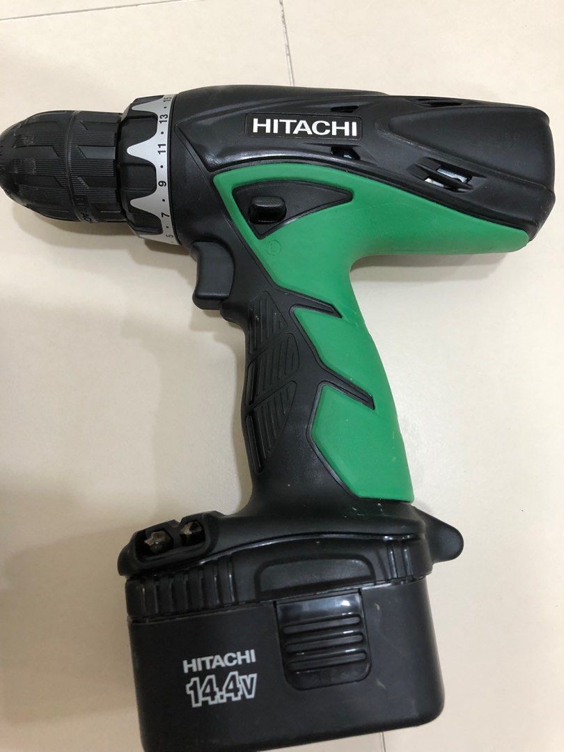 Hitachi UC18YG Tool set, Furniture & Home Living, Home Improvement ...