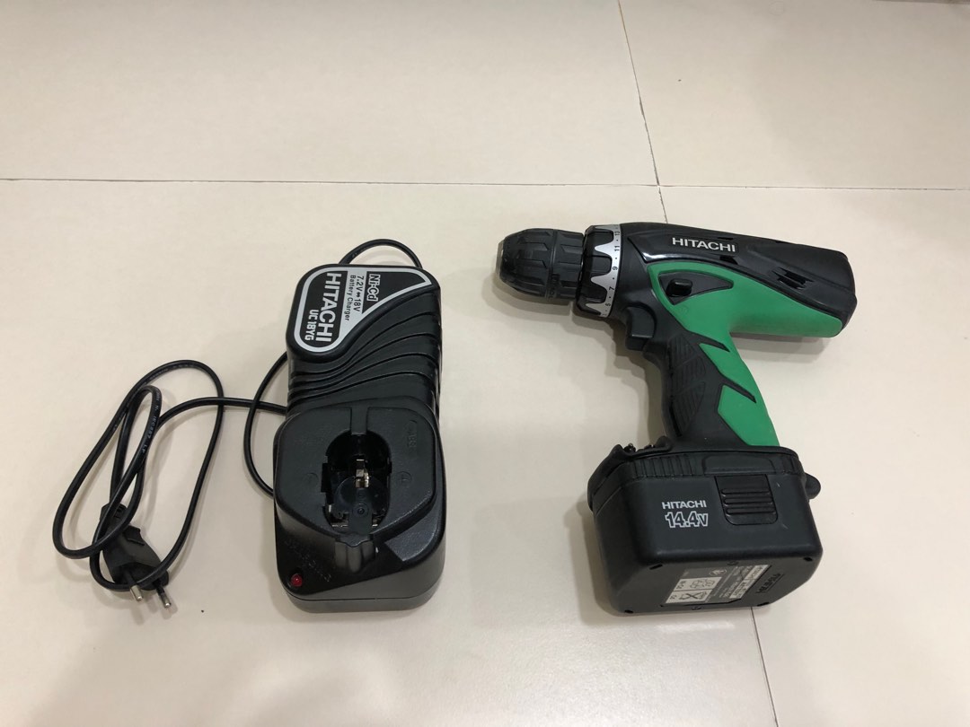 Hitachi UC18YG Tool set, Furniture & Home Living, Home Improvement ...