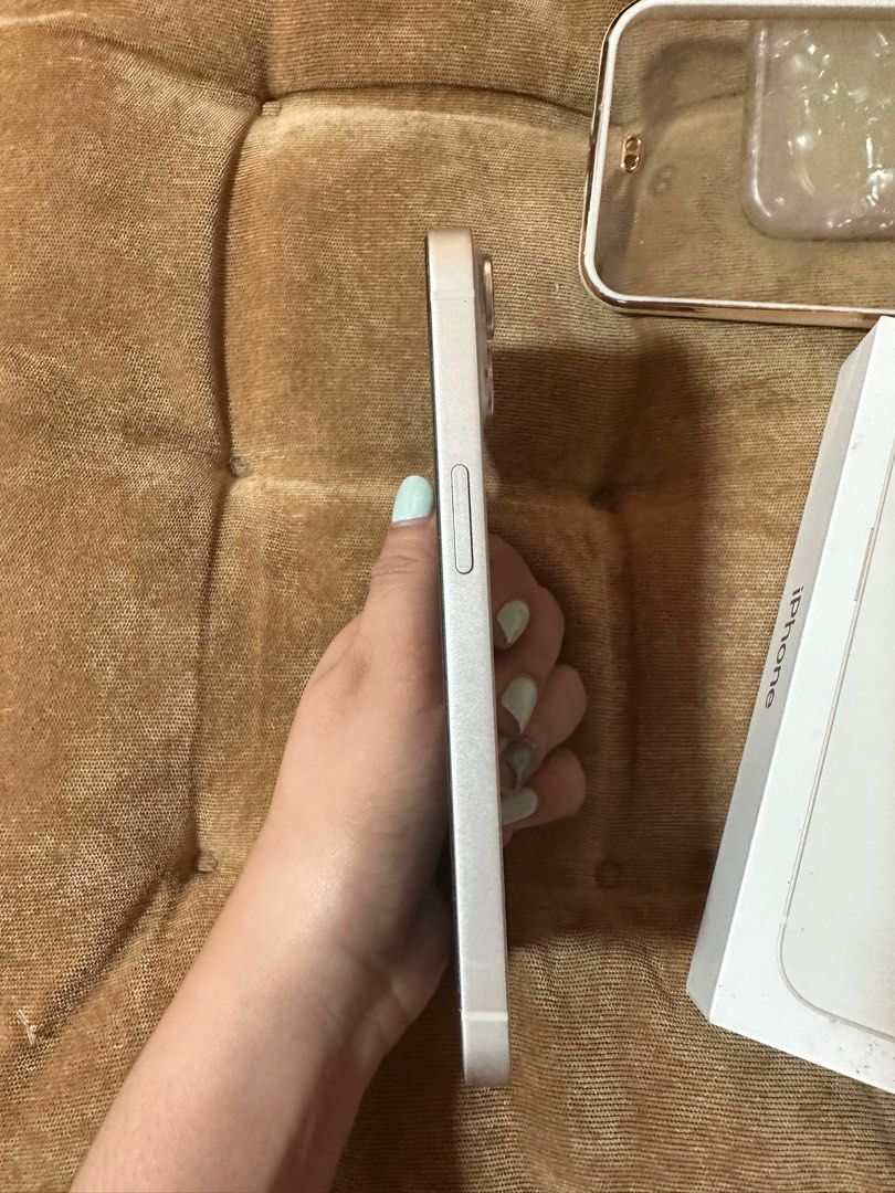 IPHONE 13 128gb STARLIGHT (white) lady owned complete with box, Mobile ...