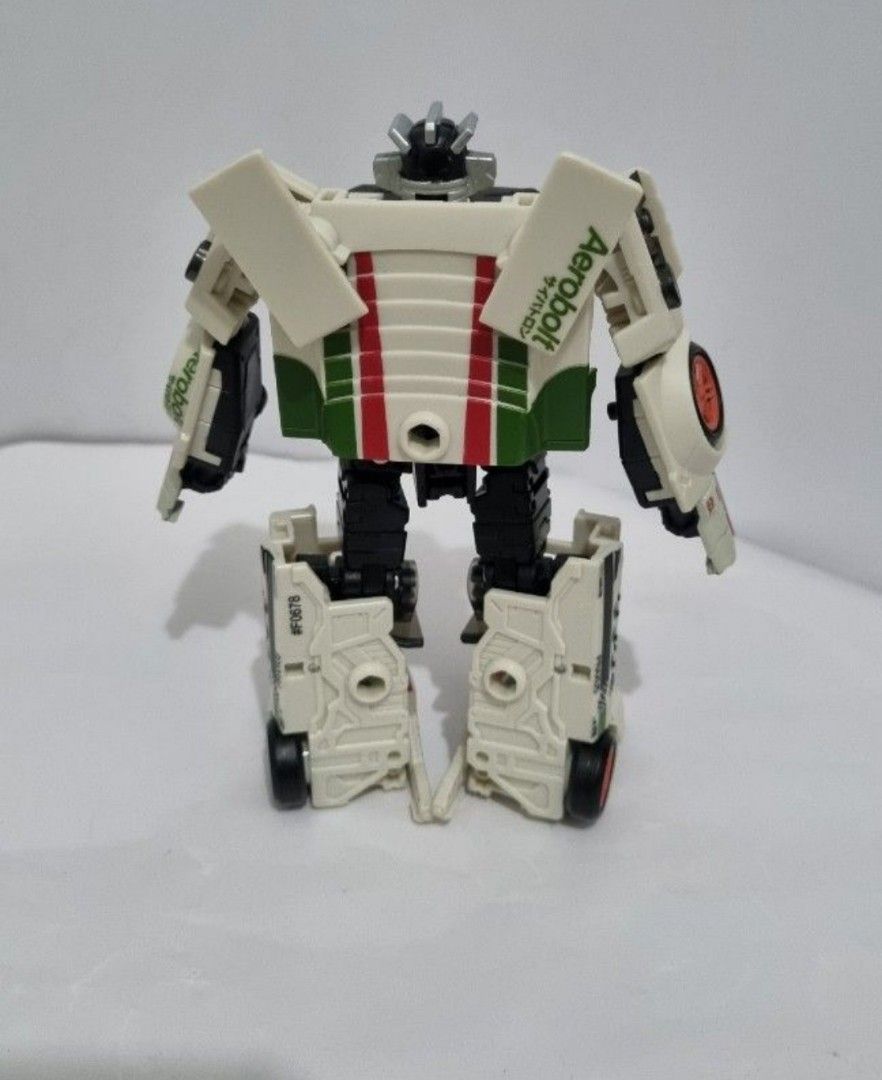Kingdom - Wheeljack, Hobbies & Toys, Toys & Games on Carousell