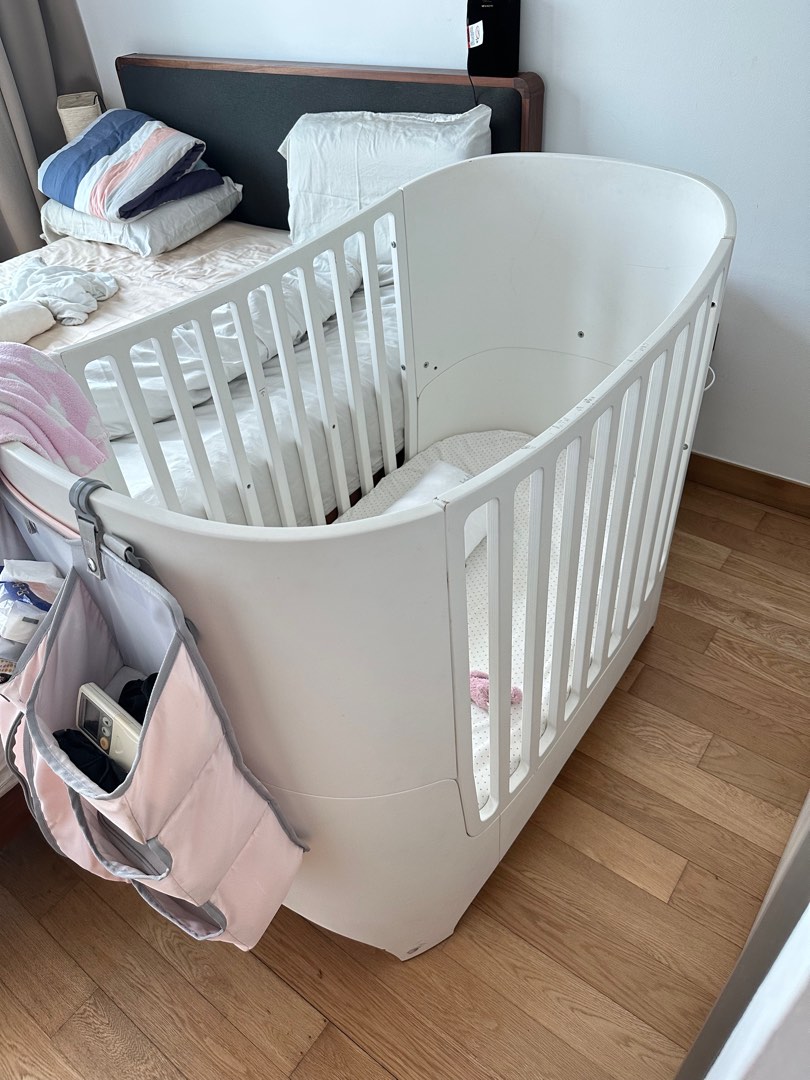 Leander cot, Babies & Kids, Baby Nursery & Kids Furniture, Cots & Cribs ...