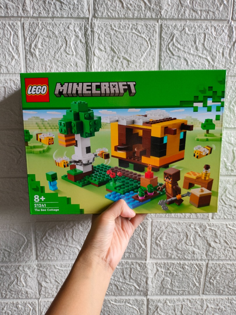 LEGO Minecraft 21241 The Bee Cottage, Hobbies & Toys, Toys & Games on ...