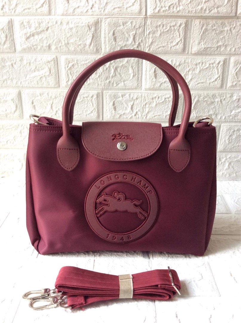 Longchamp Maroon Nylon 2 way Brandnew, Luxury, Bags & Wallets on Carousell