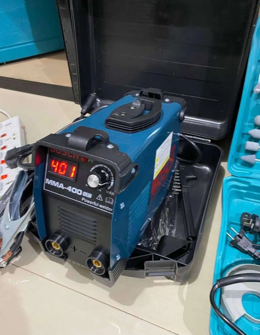 MAKITA WELDING MACHINE 400AMPS, Commercial & Industrial, Construction ...