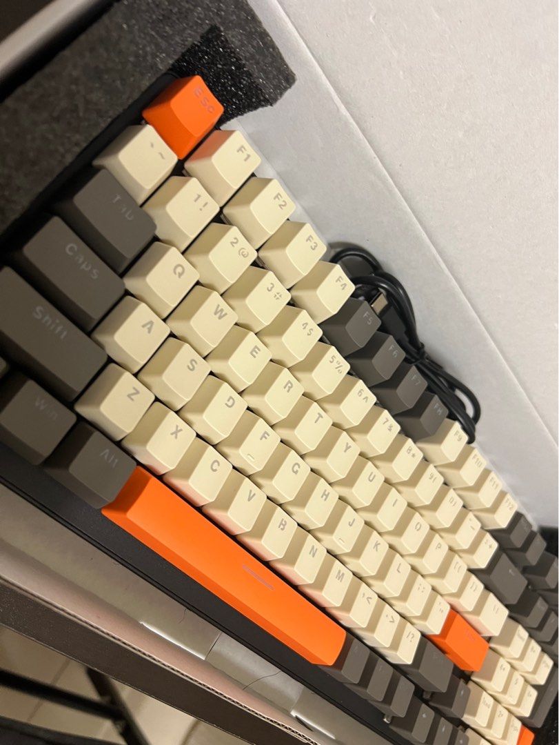 Mechanical keyboards (blue switch, clicky), Computers & Tech, Parts ...