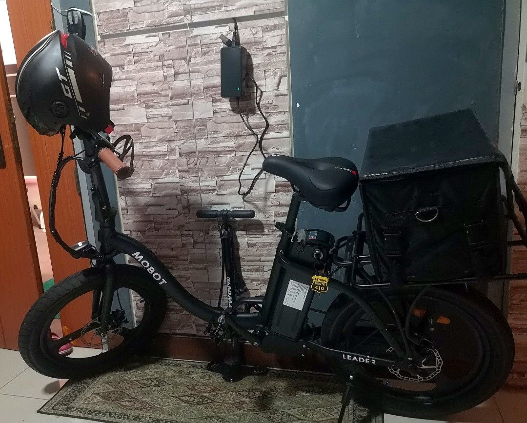 Mobot leader, Sports Equipment, PMDs, E-Scooters & E-Bikes, E-Scooters ...