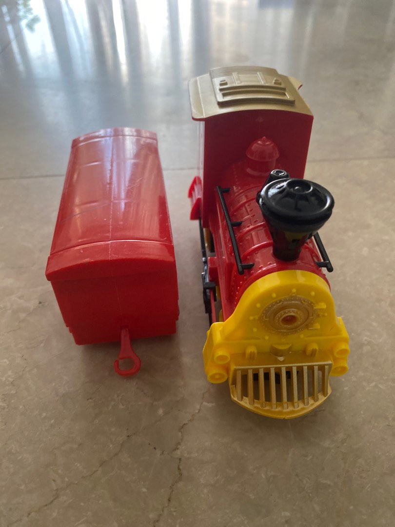 Moveable train (battery operated), Hobbies & Toys, Toys & Games on ...